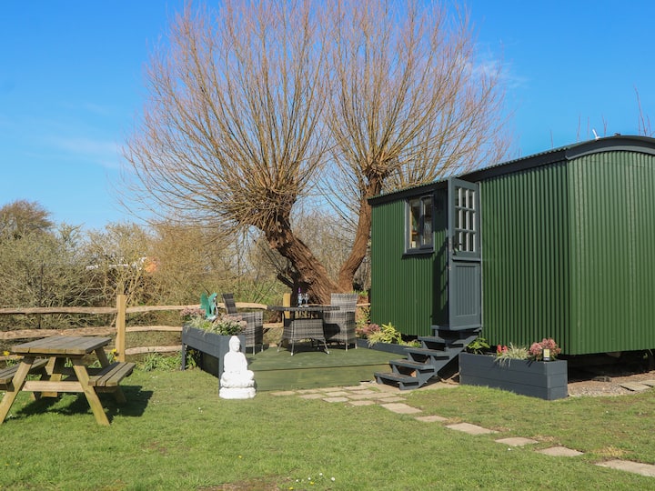 Salthaven  Shepherds Hut - Pevensey Bay