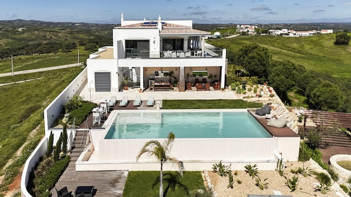 Un Refuge De Luxe Avec Vue Et Piscine à Débordemen - Vila Nova de Cacela