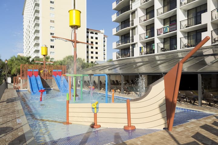 Two Oceanfront 3br Units Perfect For Restful Oasis - Myrtle Beach, SC