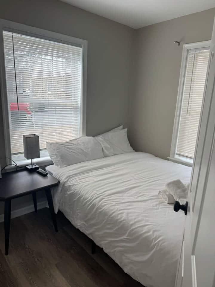 2br/1ba - Bright & Comfortable Apartment! - Chatham, NJ