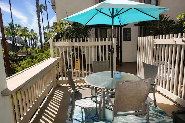 Large Walk-out Patio: G105 - Partial Oceanview - Oceanside, Californie