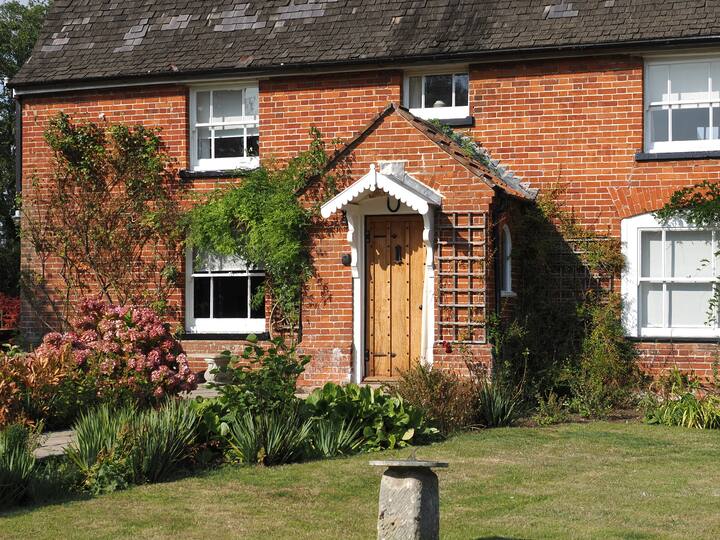 Cutbush Farmhouse - Wymondham