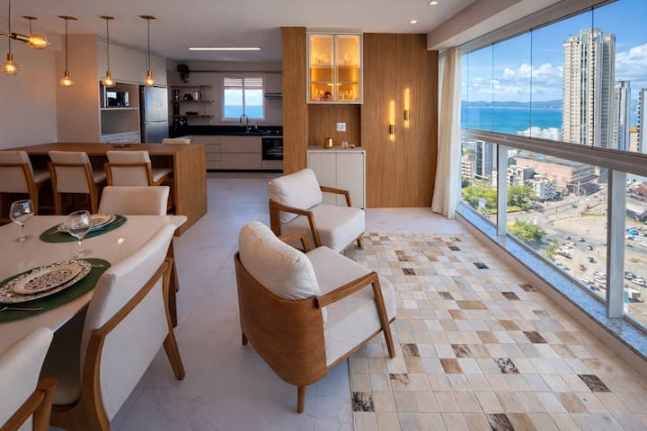 Apartamento 300 Metros Do Mar Em Itapema - Itapema