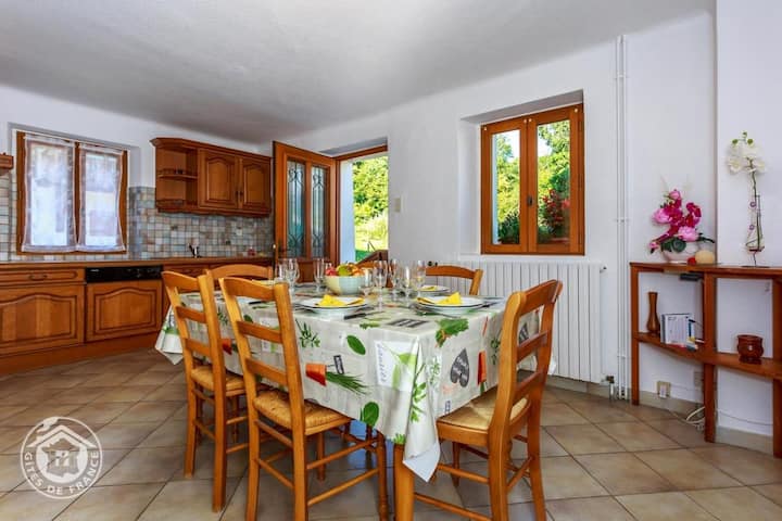 La Maison Des Fleurs - Albertville