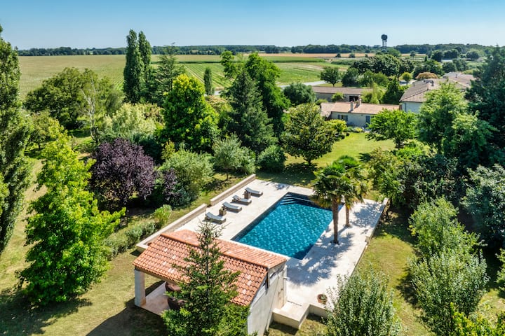 Le Clos Du Bois Bernard - Piscine - Parc/terrasse - France