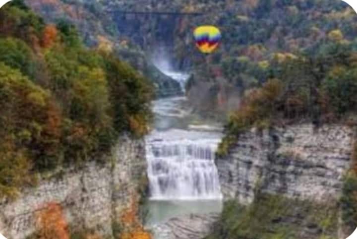 Family & Wellness Retreat • Sleeps 8 • Next To Rgh - Rochester, NY