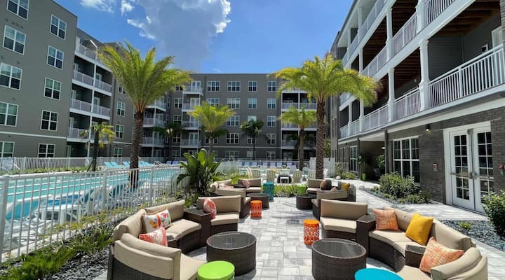 Luxury 3br W/ Premium Amenities + 6min To Epic&uni - Orlando, FL