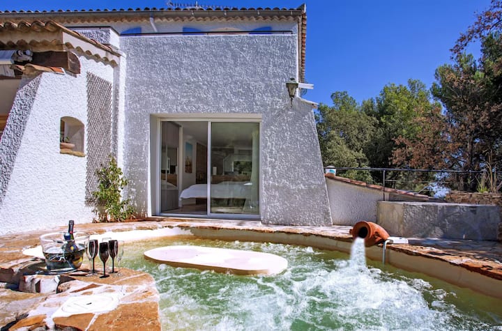 Villa De Luxe Avec Piscine Et Jacuzzi Vue Mer - Six-Fours-les-Plages