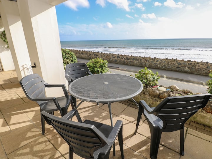 Rock House - Narberth