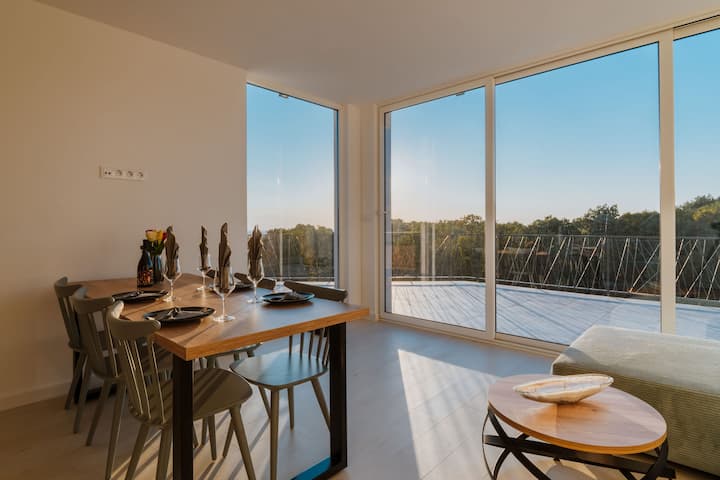 Family Vineyard Stay With Pool & Bbq Area - Kutina