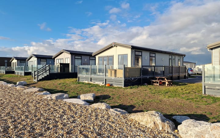 The Lazy Lobster, Seafront Views, Selsey - Selsey