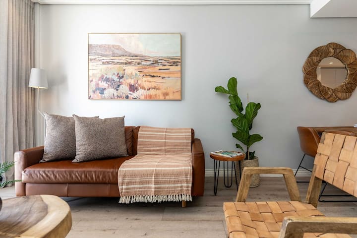 Eagle's Nest - Luxe 2br With Panoramic Views, Pool - Cape Town