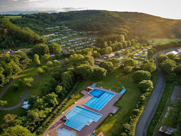 Refuge Eifel Au Camping Park - Bitburg