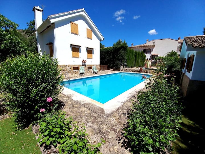 El Refugio De Goriz - Arroyo Frio