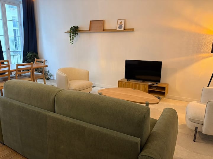 Bel Appartement Haussmannien En Coeur De Ville - Nantes