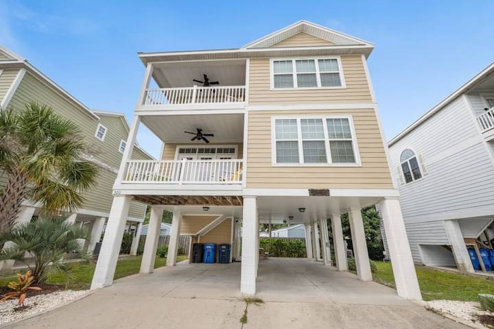 Coral Coast Beach House W Pool - Myrtle Beach, SC