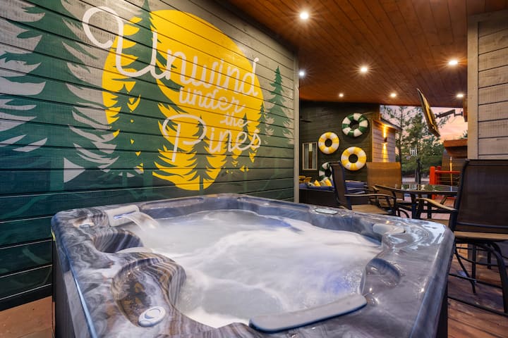 Pickleball + Pool + Sauna | Luxe Cabin Retreat - United States