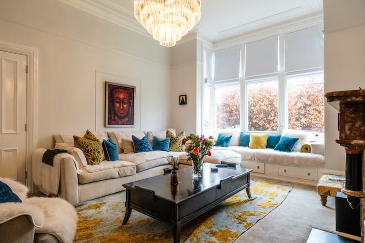 Beautiful 5 Bedroom Home In Evesham - Evesham