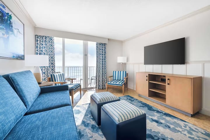 2br Beach Stay W/ Balcony & Pool Access L 2 Units - Daytona Beach, FL