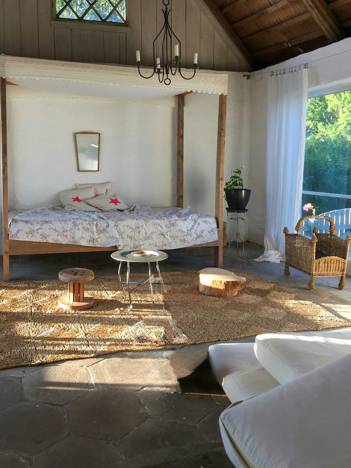 1800s Farmhouse In The Rolling Skivarp Hills - Skurup