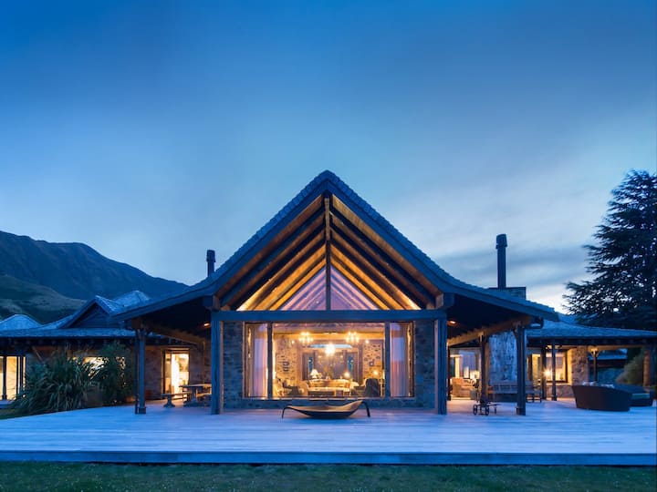 Mahu Whenua - Treble Cone Ski Area