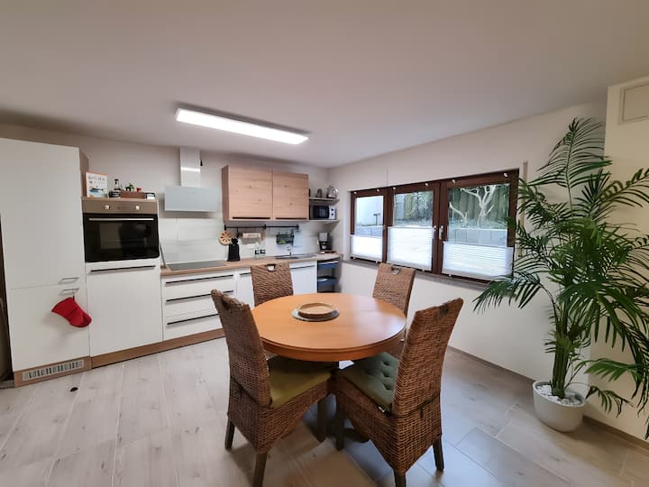 Ferienwohnung Rheinnähe - Bözen