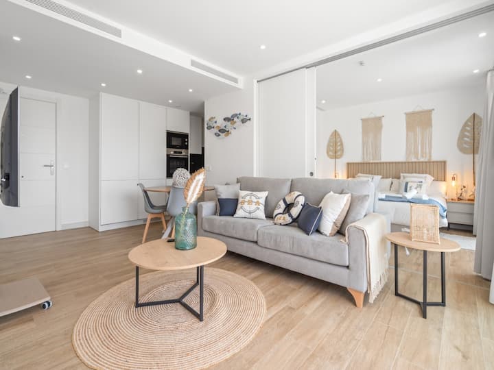 Appartement Moderne Pour 3 Personnes Avec Solarium - Casares