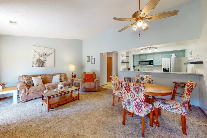 Golf Views - 2br Condo - Creek Views At Turnberry - Branson, MO