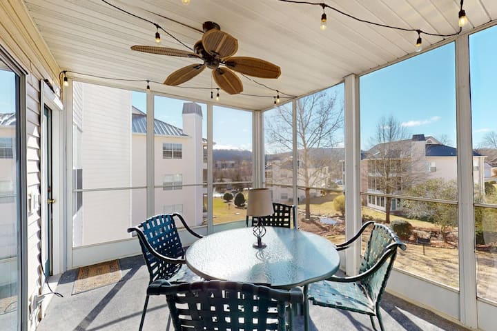 Modern 2br # Jetted Tub # Pool & Creek Views - Table Rock Lake, Branson