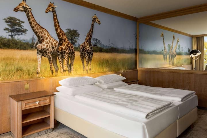 Lounge Room | Amedia Leipzig | Balcony Break - Leipzig