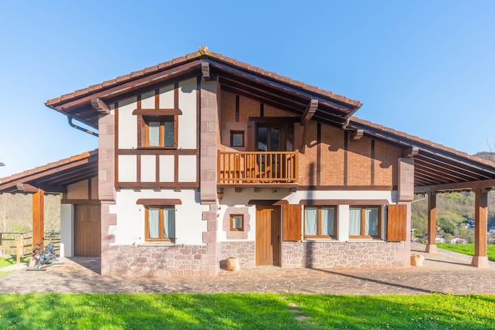 Amplia Casa Rural Con Barbacoa Y Vistas Al Valle - Bera