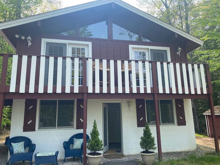 Lake Area Chalet W/ Deck, Firepit & Beach Access - Alton, NH