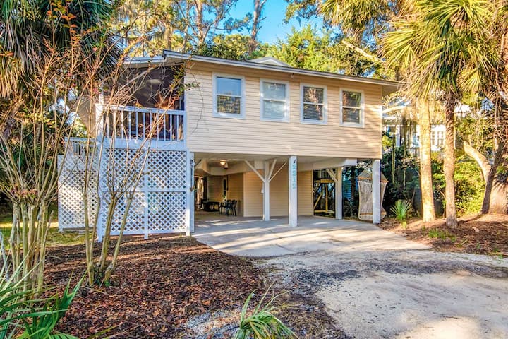 Dog-friendly House With Washer/dryer, Gas Grill, & - Edisto Beach, SC