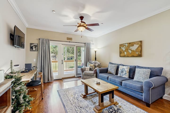 Golf Course-front Condo With Private Balcony And M - Edisto Beach, SC