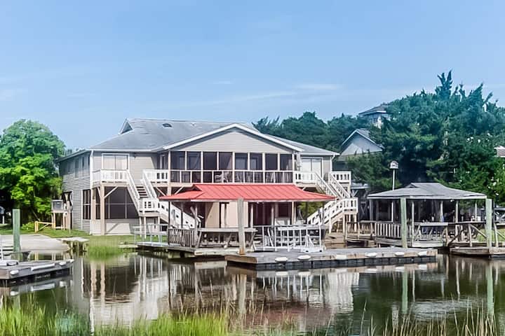Dog-friendly Duplex With Sound Views, Screened Por - Edisto Beach, SC