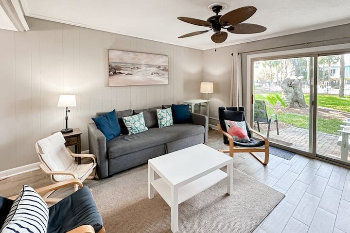 Snowbird Discounts, Steps To Beach, 2.5 Bathrooms, - Hilton Head Island