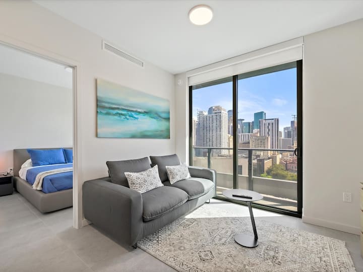 501 First #1702 | Signature Downtown Miami View - Ultra Music Festival Miami