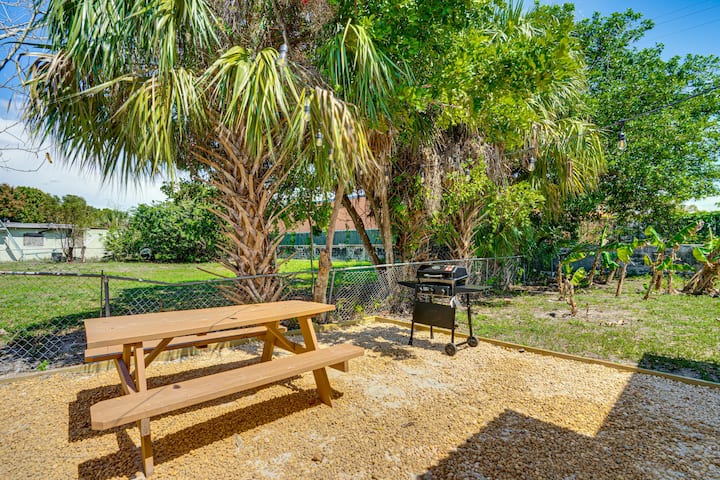 2 Mi To River District! Family Fun In Fort Myers - Fort Myers, FL