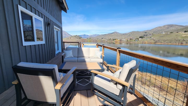 Roses Lakeside Loft - Lakefront W/ Dock - 奇蘭湖