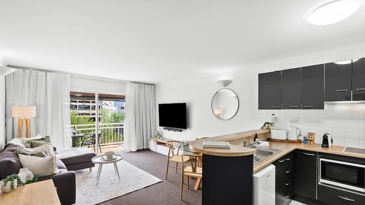 Executive Cairns Cbd Stay - Australia