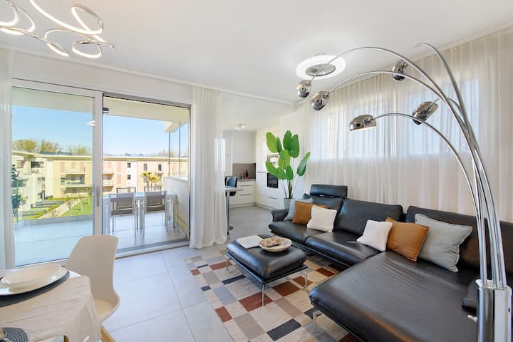 Penthouse Helayne Mit Dachterrasse - Desenzano del Garda