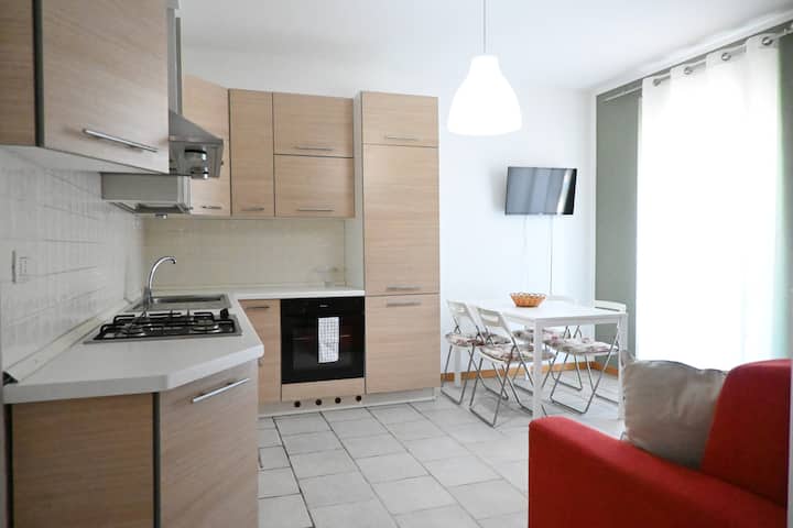 P070 – Porto Recanati, Cozy Apartment Near The Sea - Porto Recanati