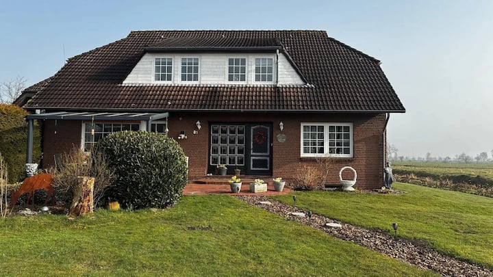 Hus Sünnenschien - Ihlow