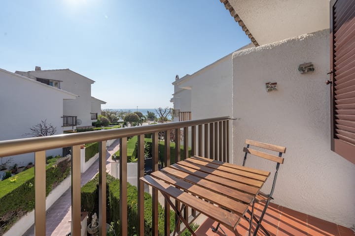 Casita Blanca Frente Al Mar - Falset