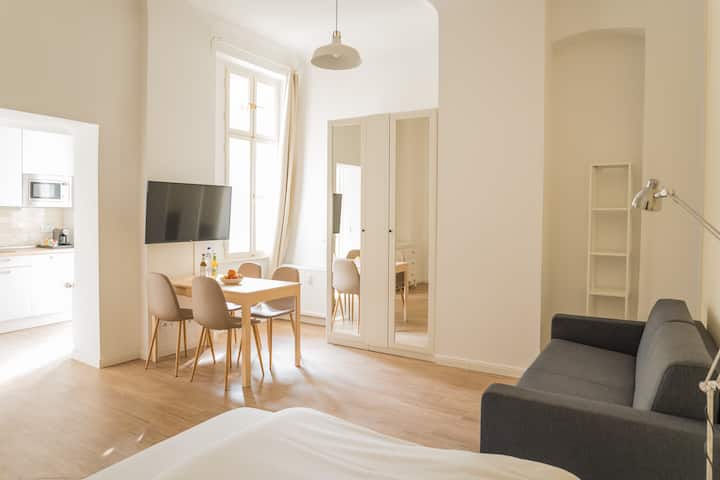 Frankfurter Allee Superior Apartments By Sabine - Berlino