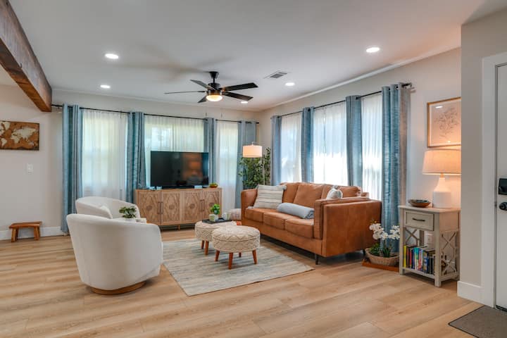 Downtown Modesto Gem! Updated Family Home - Modesto, CA