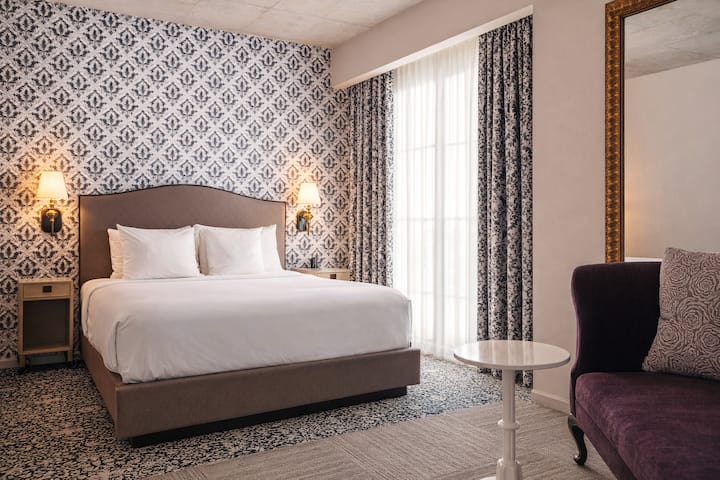 Warehouse District Stay | Near Arts & Wwii Museum - New Orleans, LA