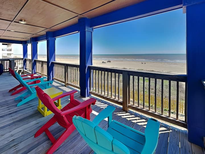Beachfront Blue | Oceanfront & Private Deck - Galveston, TX