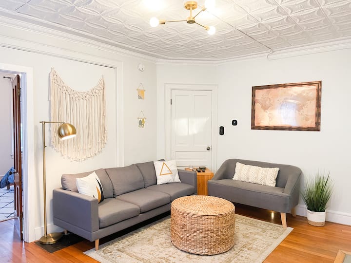Winooski Getaway | Walkable, Charming - Burlington, VT