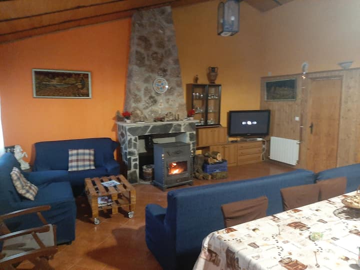 Las Nogueras De Camporrobles - 米拉